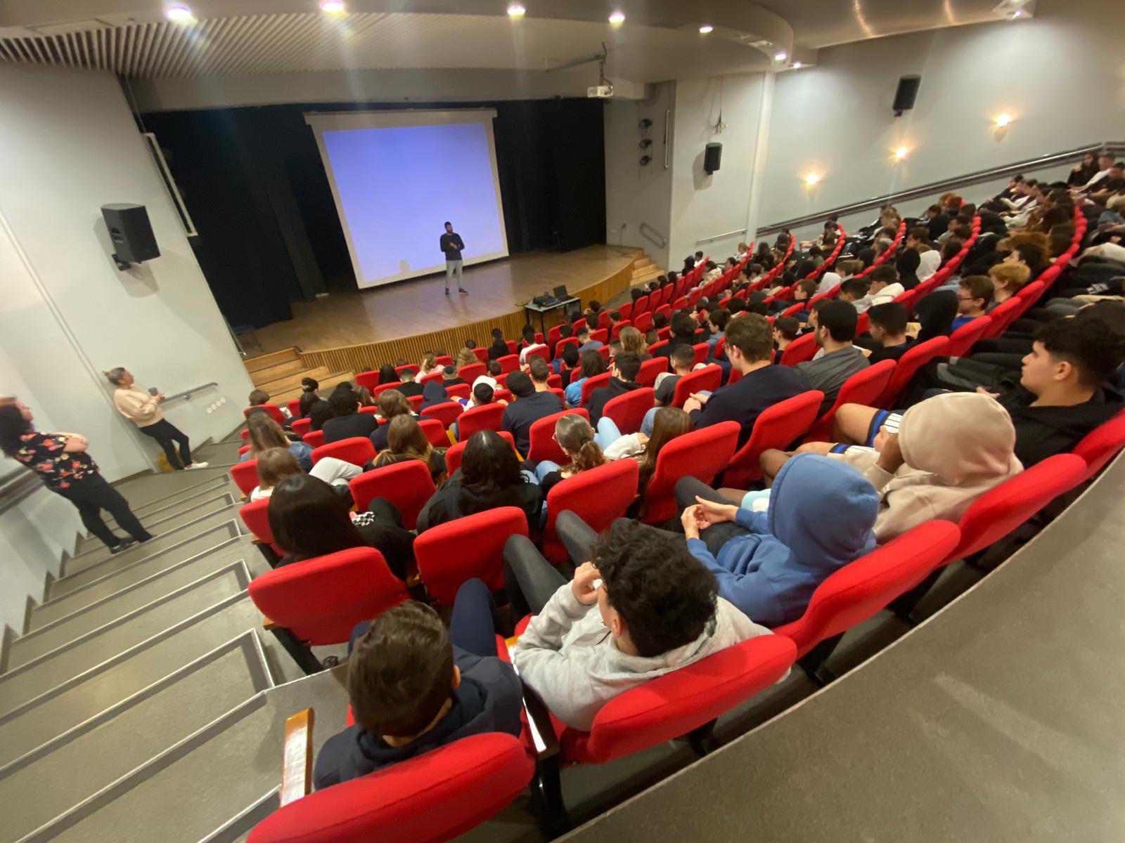 שכפול דף הבית 3 - ניר - אקדמי 8200